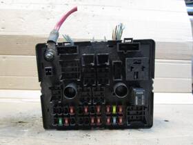 15930142 CHEVROLET Interior Cabin Fuse Box Relay Junction