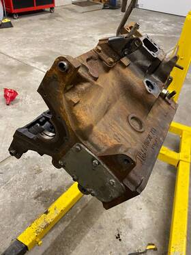 AC40-9 FIAT Engine Block Running Car