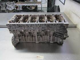 1001752 VOLVO Engine Cylinder Block XC90
